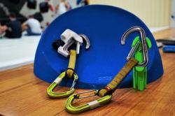 kailas clip up stick clip extendable quickdraw grabber climbing gear ...