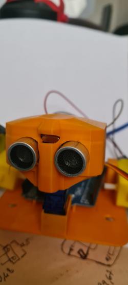 Tinkercad Simulation Convex Shape Detecting Robot 3 Ultrasonic Sensors 8898