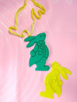 white rabbit clock alice in wonderland cartoon 3D Models | Page 1 ...