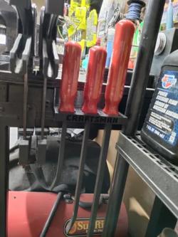 mac tools pry bar holder 3D Models | Page 1 | STLFinder