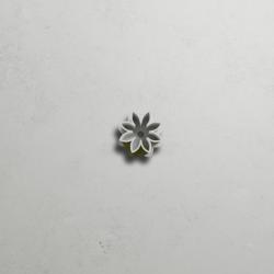 mini resin daisy flowers embelishment charms variey colors 3D Models ...