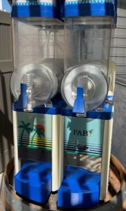 water tray and drip tray for vevor slush machine model xrj3lx1 | Page 1 ...